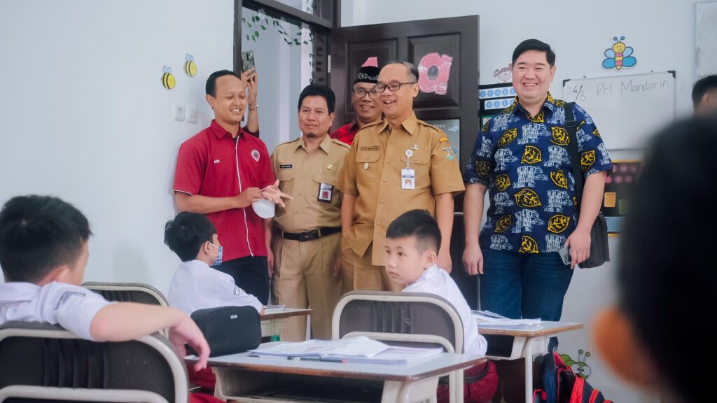 Ia juga mengkoordinasikan banyak hal agar tidak muncul statement yang ...